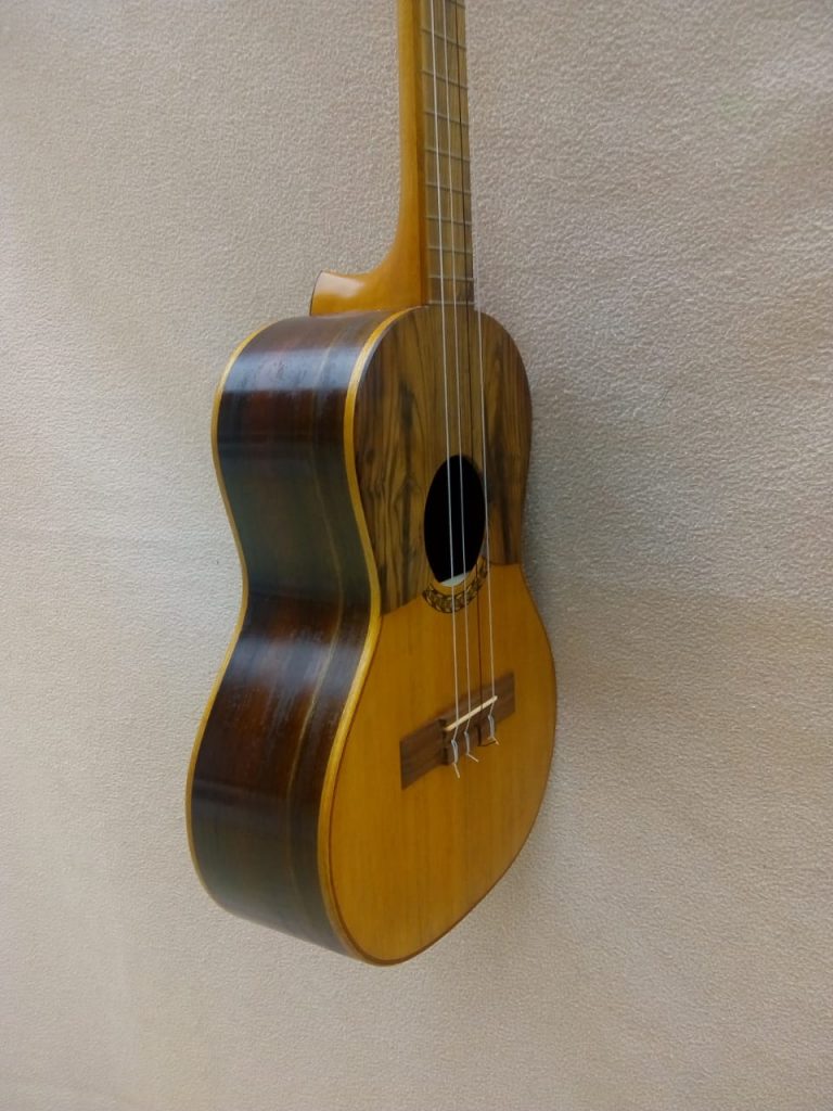 Quatro venezuelanos de Luthier - Modelo Tradicional - Modelo 02 ...