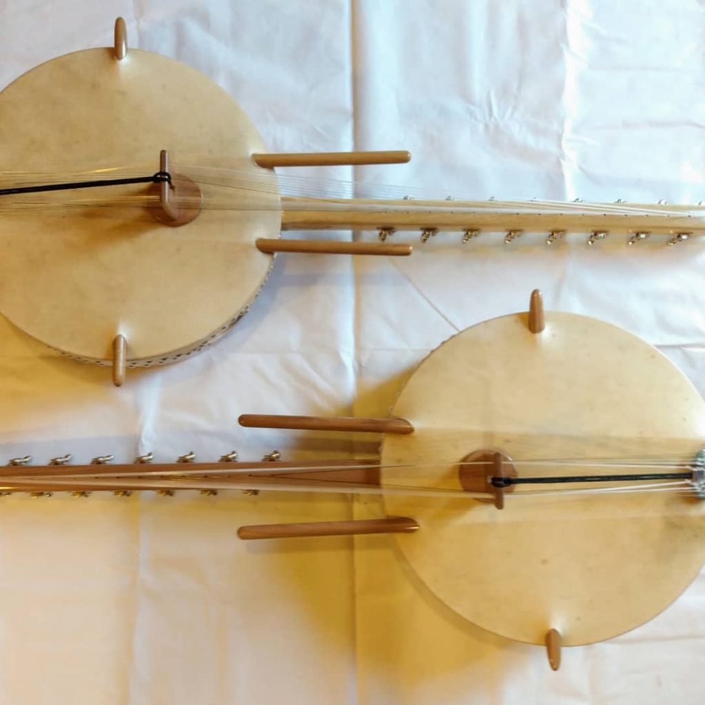 Professional luthier's Ngoni made with Wooden acustic box (not calabash ...