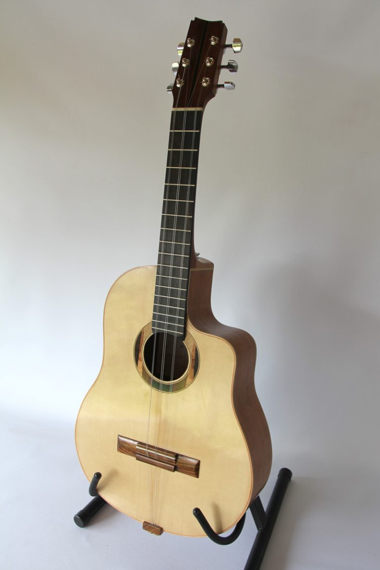 Tres Cubano de alta calidad, acústico o amplificado ...