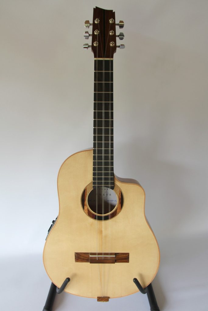 Tres Cubano de alta calidad, acústico o amplificado ...