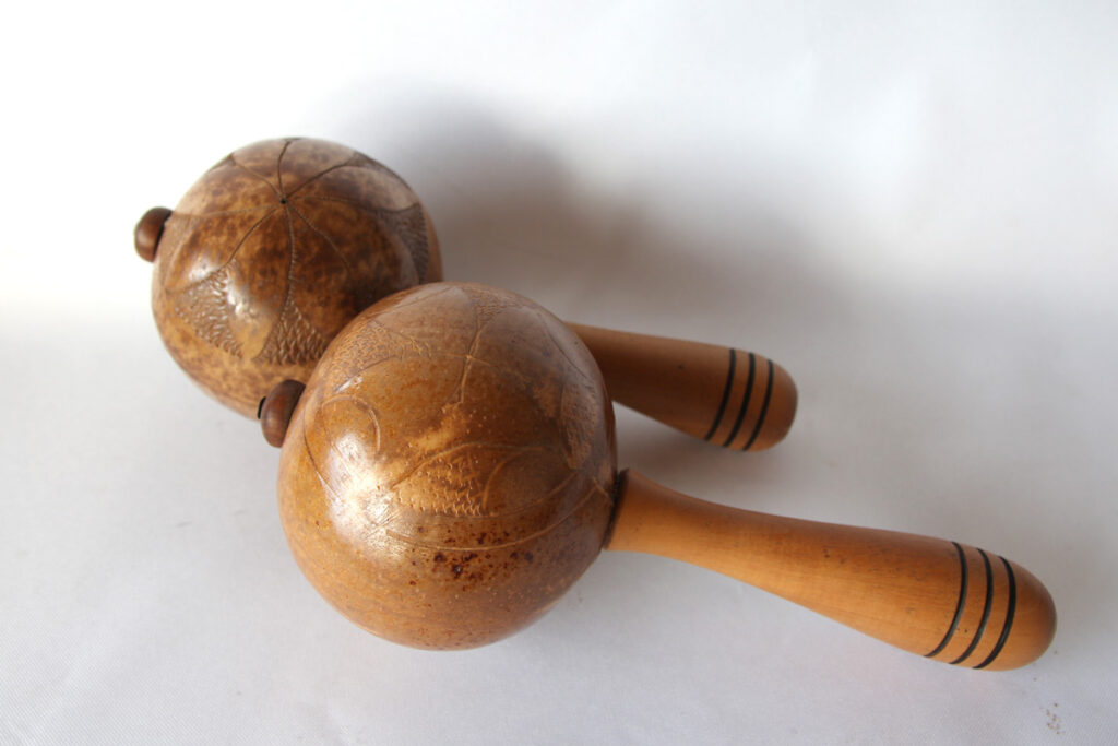 Maracas tradicionales de totumo calabazo, maracón especial para Cumbia ...